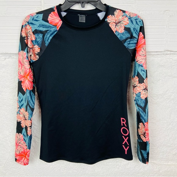 Roxy | Swim | Roxy Black Pink Floral Long Sleeve Surf Beach Rash Guard ...